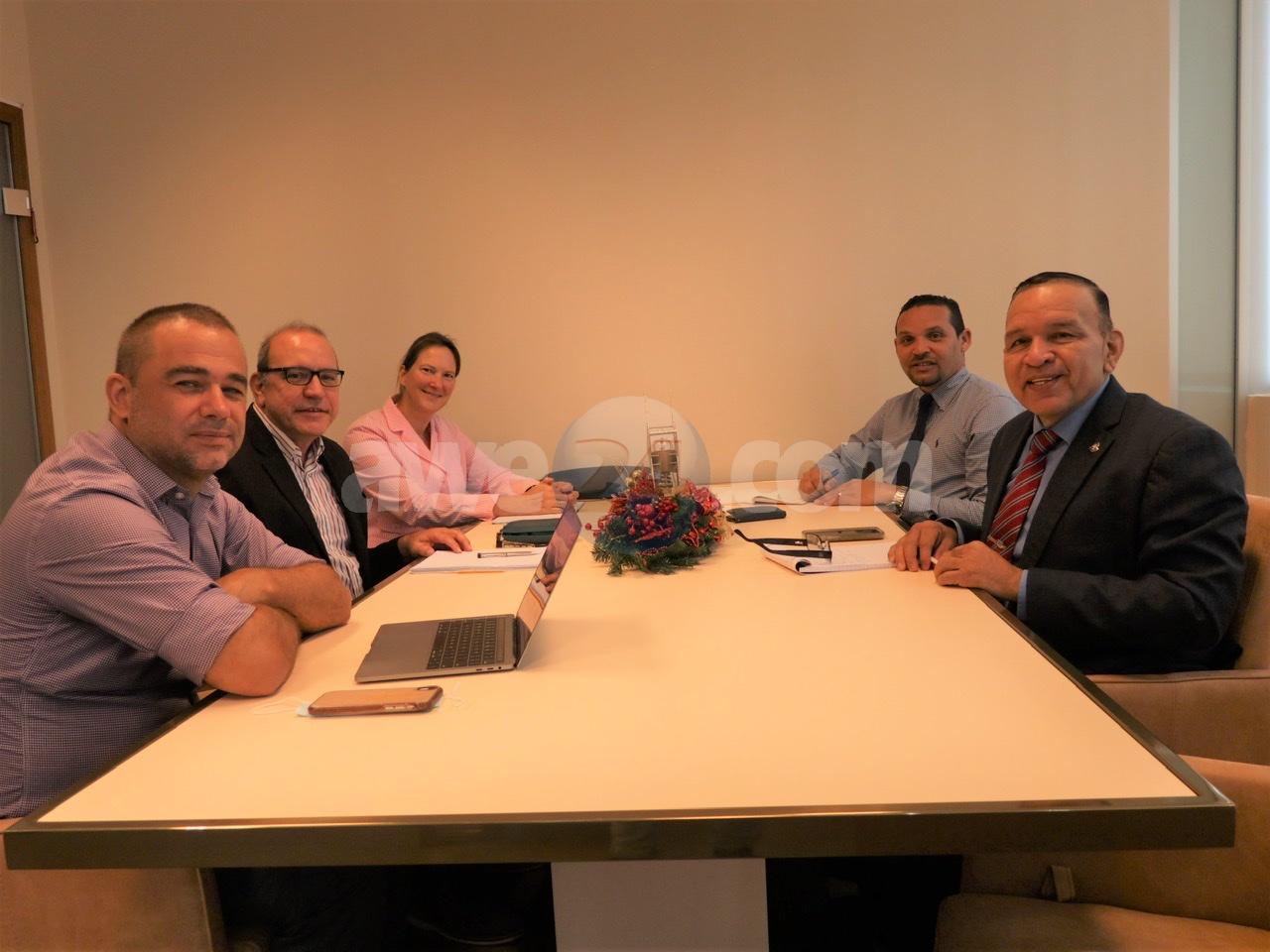 Minister Endy Croes: PA PROME BIAHA DEN HISTORIA DI UNIVERSIDAD DI ...