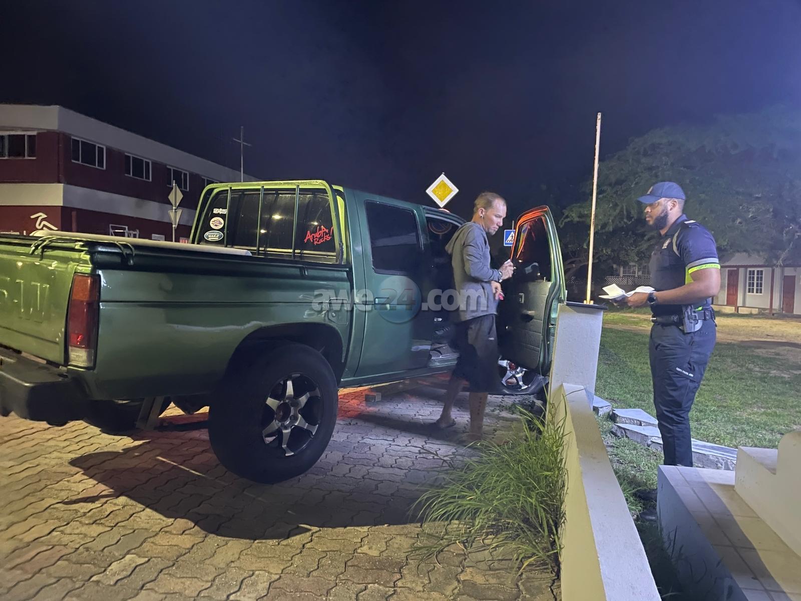 Polis a detene chauffeur burachi cu a dal cura di blokki kibra y a confisca e vehiculo – AWE24 ...