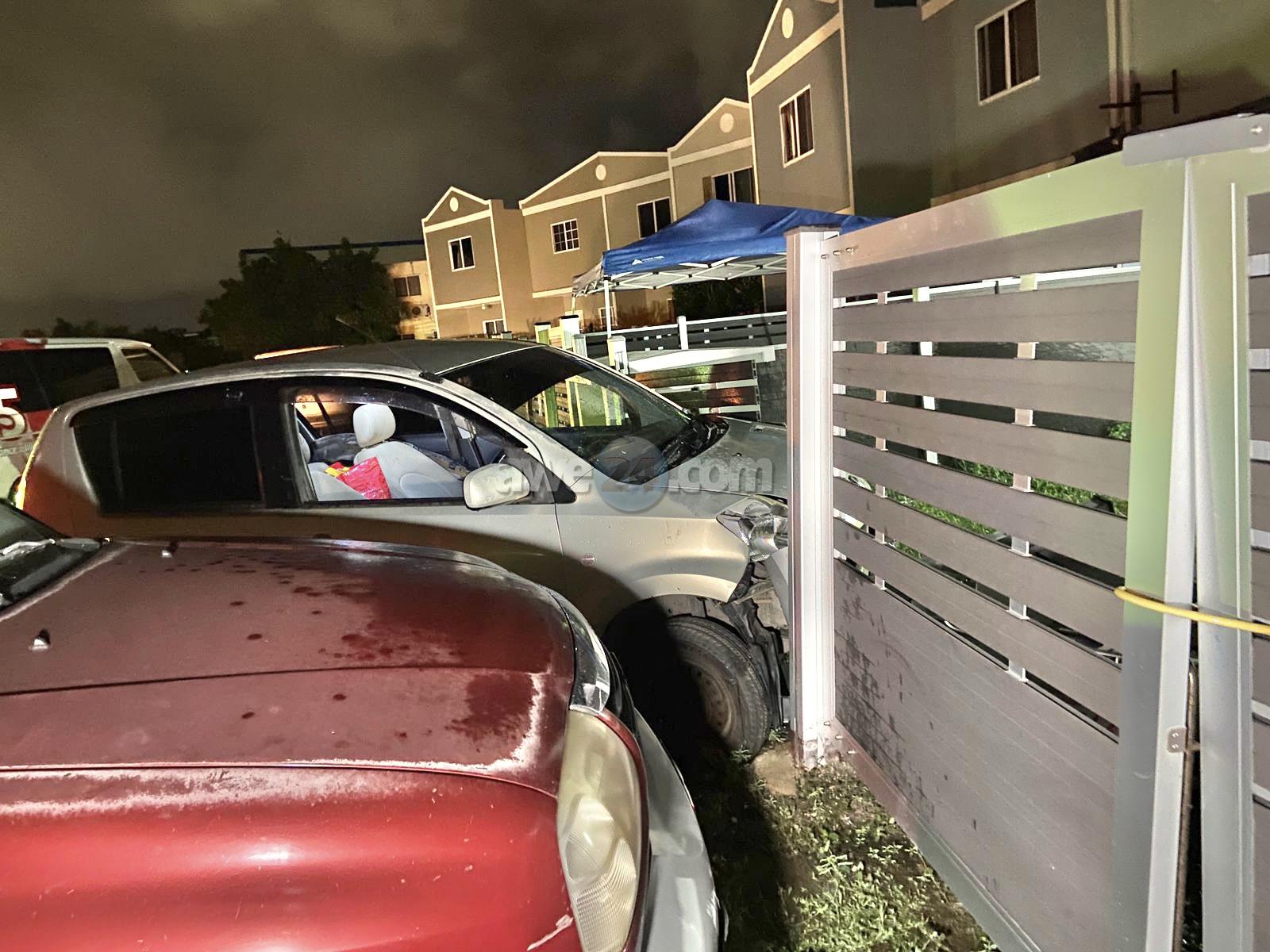 Trot a pega y e auto a bay pega riba meter di awa y cura di cas – AWE24.com Bo centro di ...