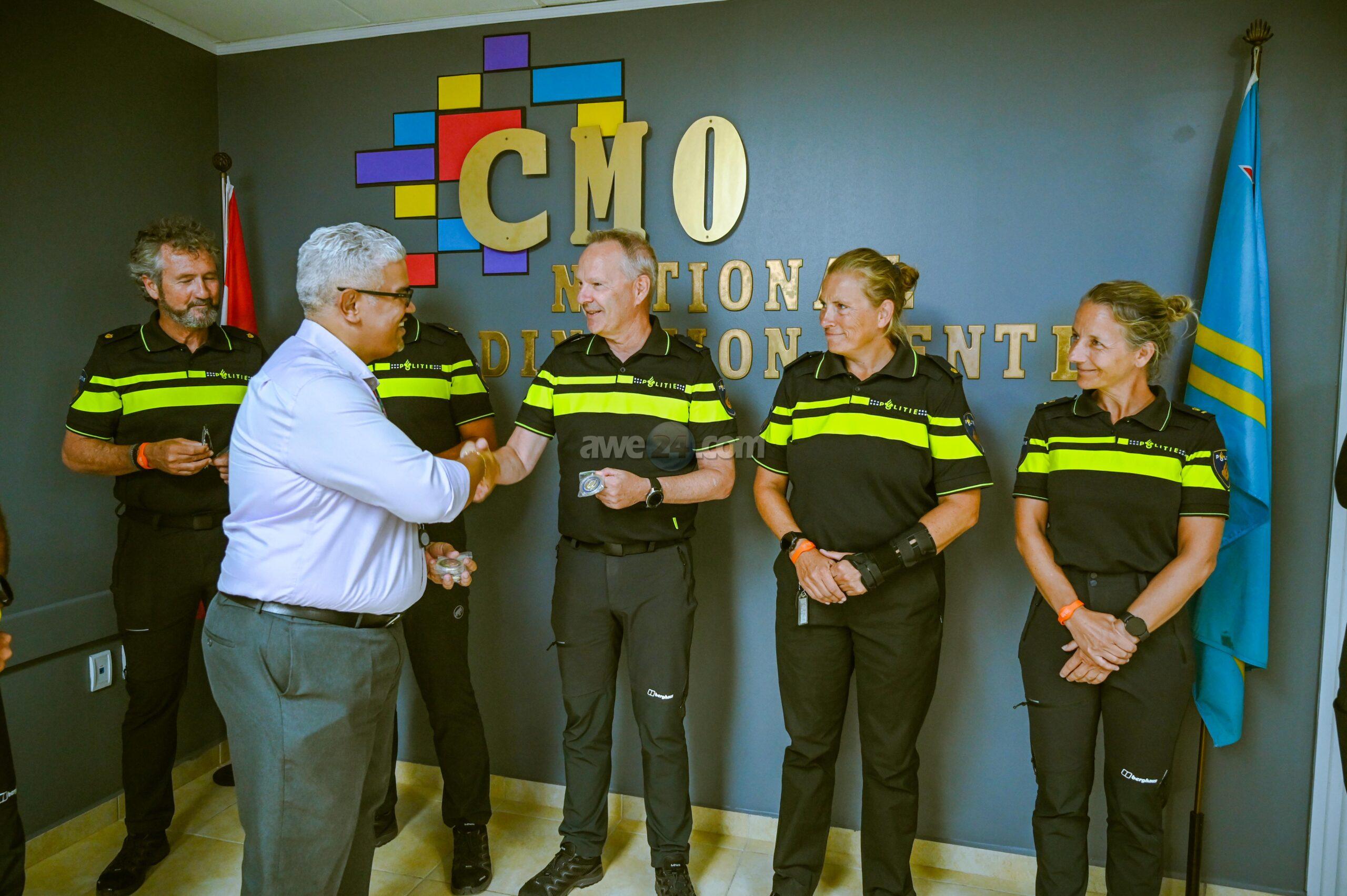 Pa dirigi y supervisa un sitio di incidente KPA AWOR TIN OFFICIER VAN ...