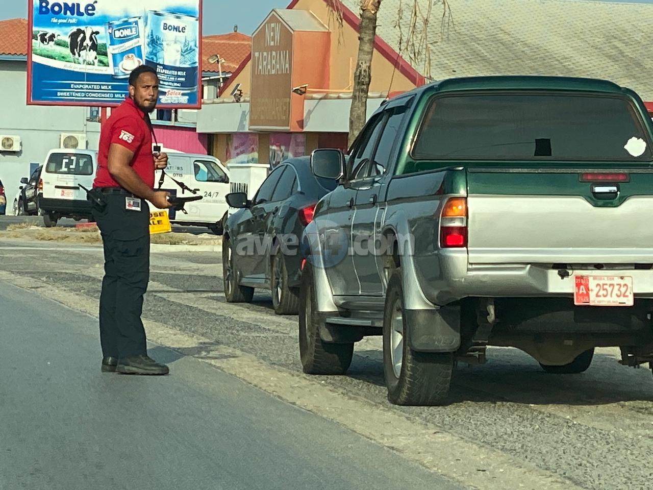 Chauffeur di pick-up no a regula su velocidad ni mantene distancia a ...